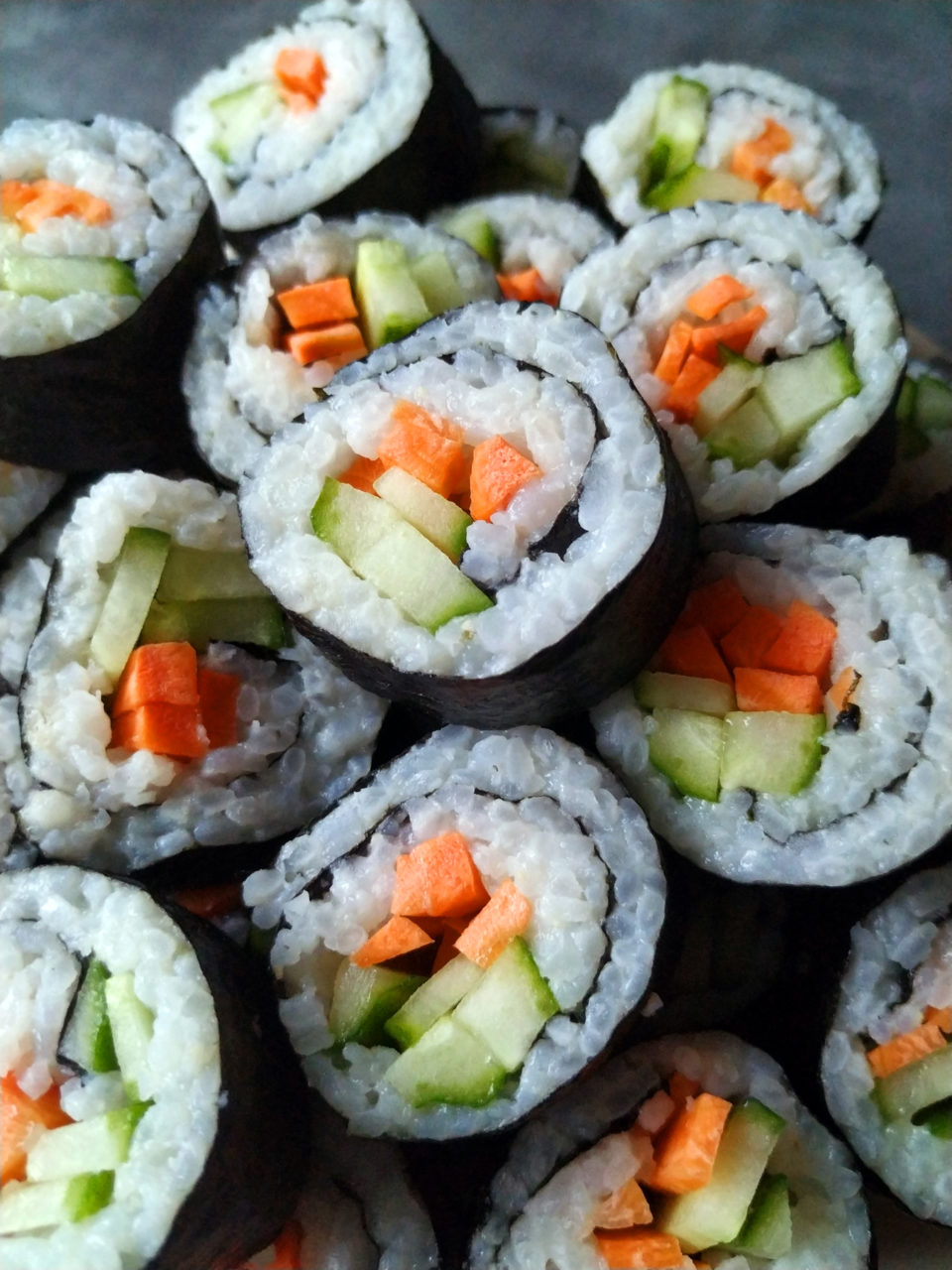 Carrot and Cucumber Sushi Rolls – Mab Made Food